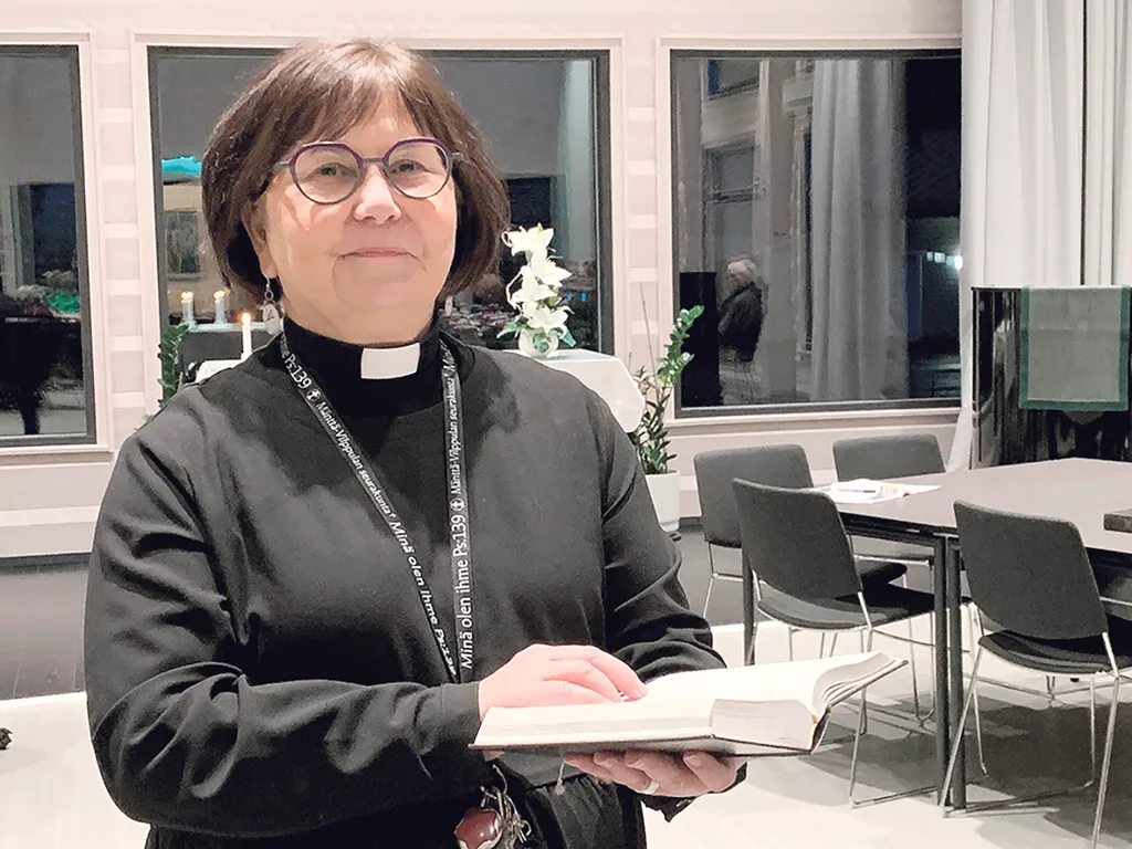 Kirkkoherra vaihtuu taas: Saila Munukka ei jatka Ruovedellä ...