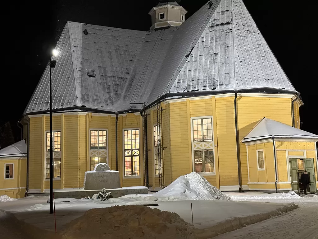 Tuntemattomat mestarit rakensivat kirkkoa - Ruovesi