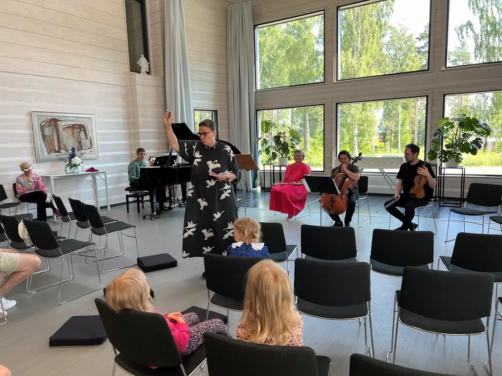 Musiikkia! Ruovesi: Valloittava lastenkonsertti ja veikeä tarina - Ruovesi