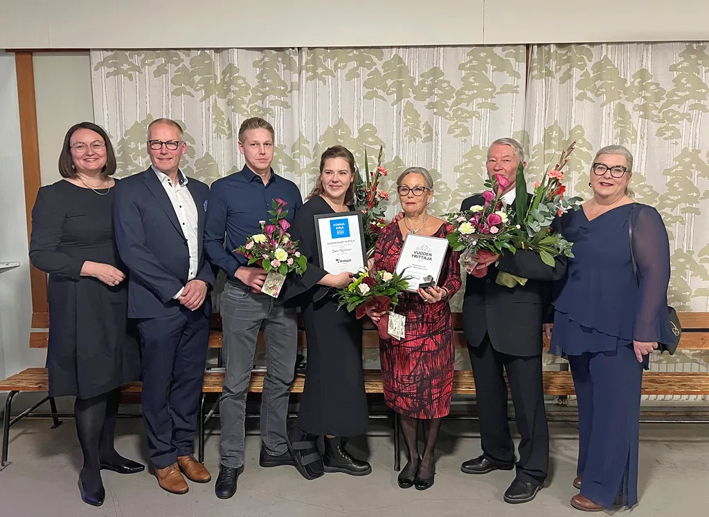 Yrittäjien omassa juhlassa lujitettiin tukiverkostoja: "Yrittäjäksi ...