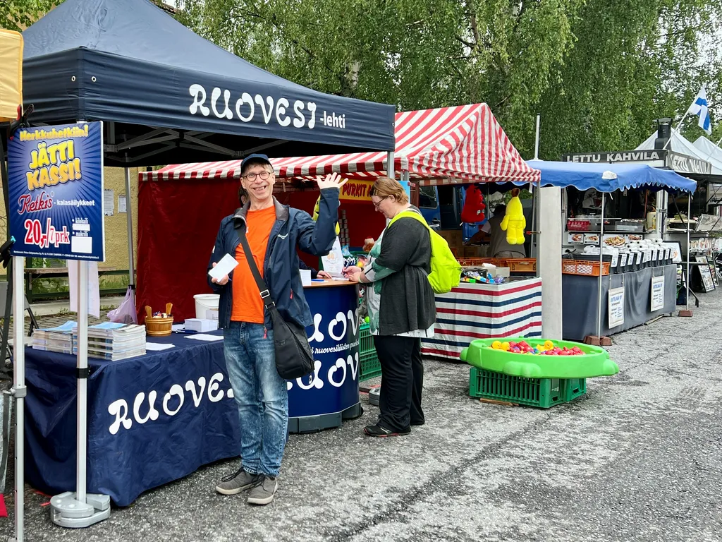 Ruovesi-lehti mukana Kurun markkinoilla - Ruovesi